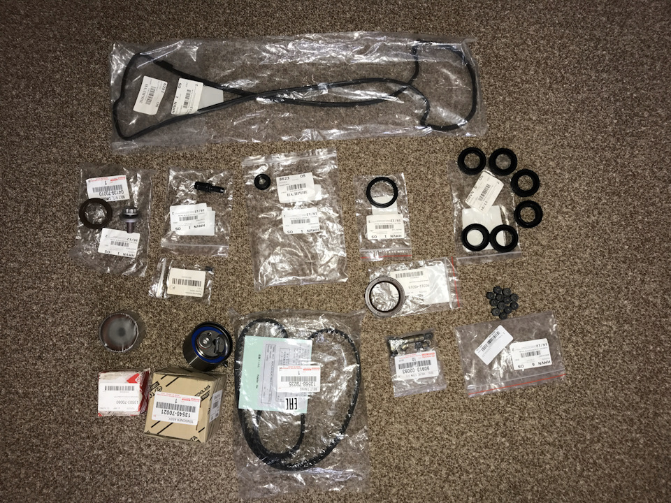 Замена резинок двигателя! — Toyota Mark II (110), 2 л, 2003 года ...