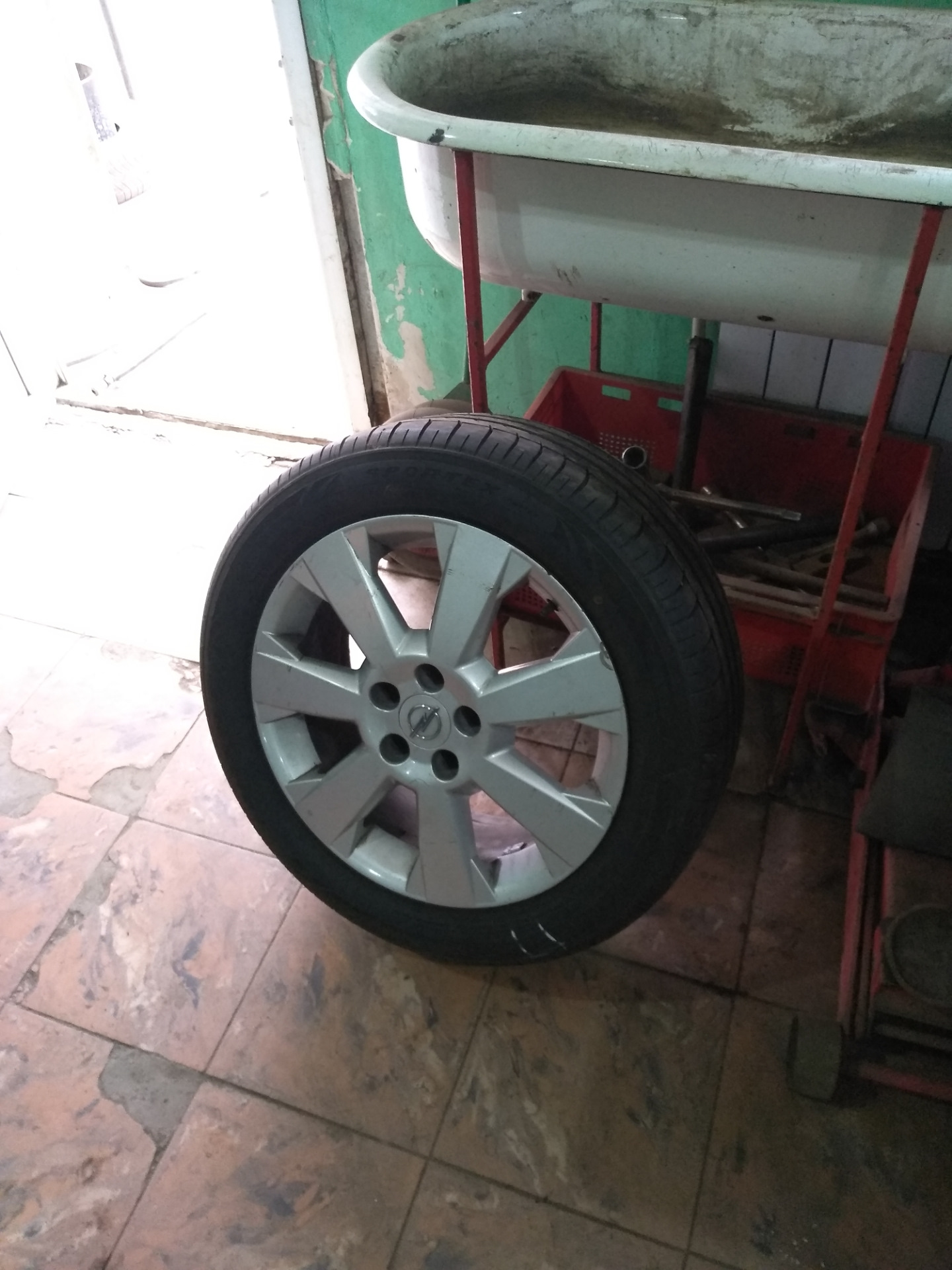 Глушим — Mitsubishi Delica (L400), 2,8 л, 1997 года | визит на сервис ...