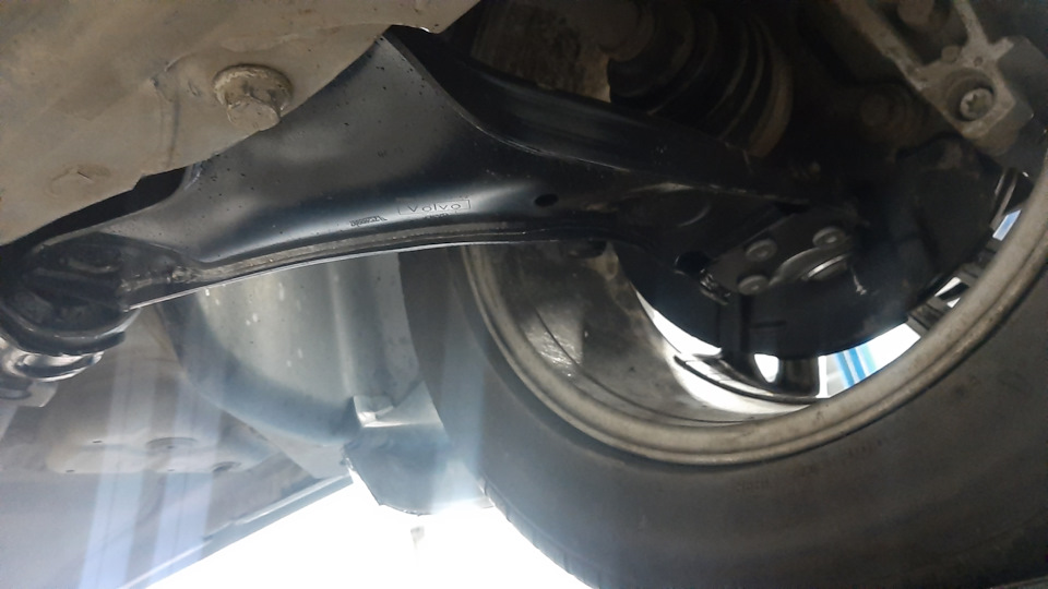 Борьба с биением в руль — итоги — Volvo XC70 III, 2,4 л, 2014 года ...