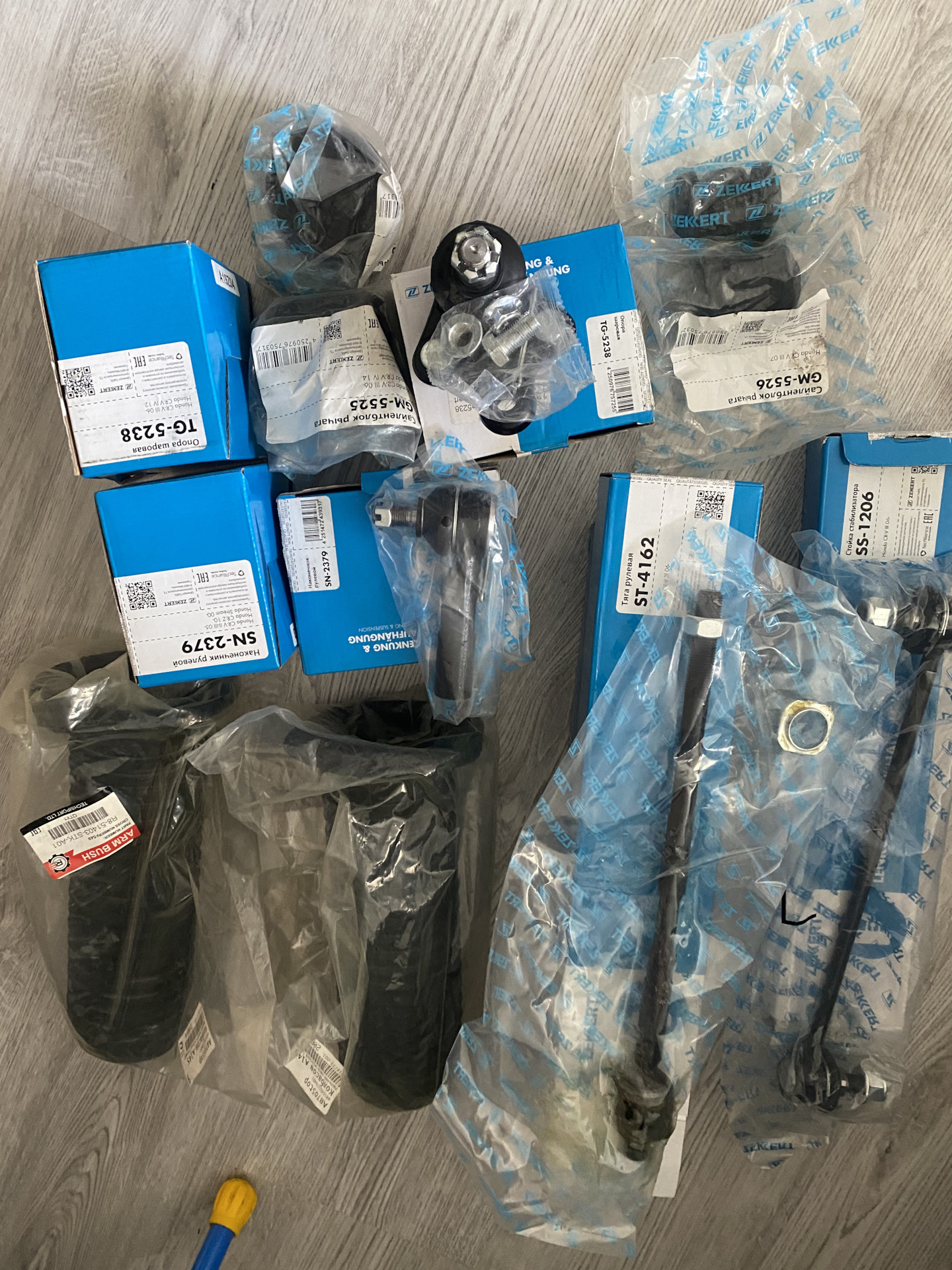 Замена расходников — Honda CR-V (RE), 2 л, 2008 года | расходники | DRIVE2