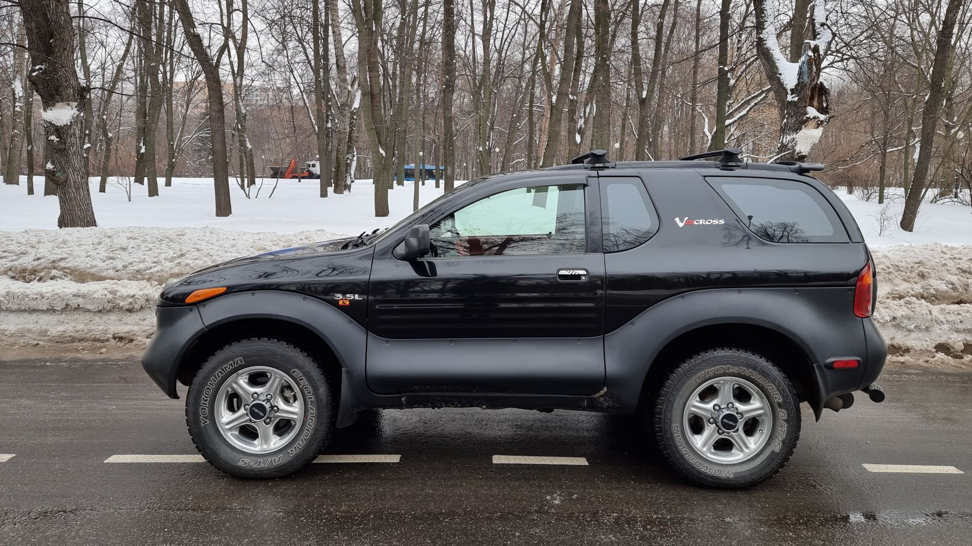 Isuzu VehiCross 3.5 бензиновый 1999 | на DRIVE2