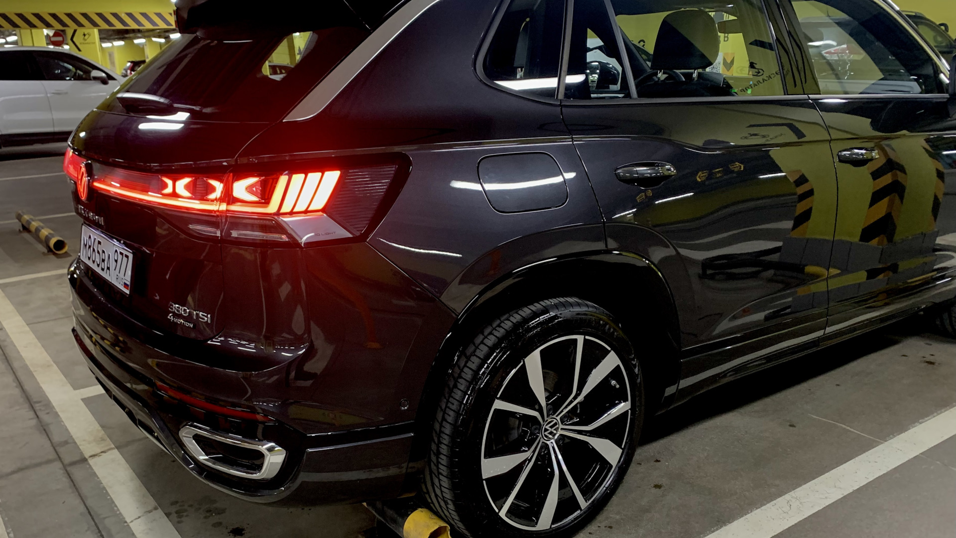 Volkswagen Tayron 2.0 бензиновый 2023 | R-Line Pro на DRIVE2