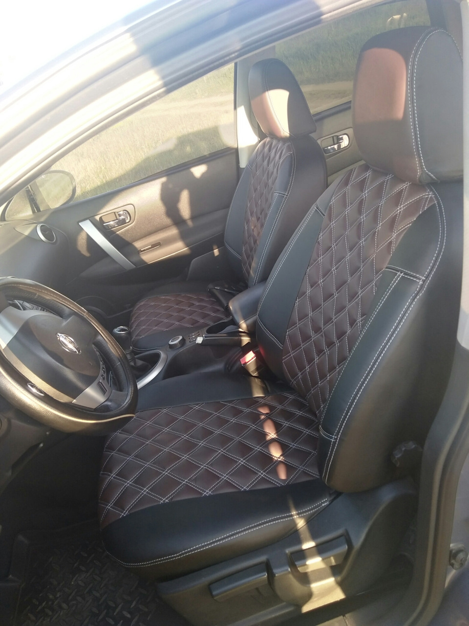 Обновление. Чехлы — Nissan Qashqai (1G), 2 л, 2008 года | тюнинг | DRIVE2