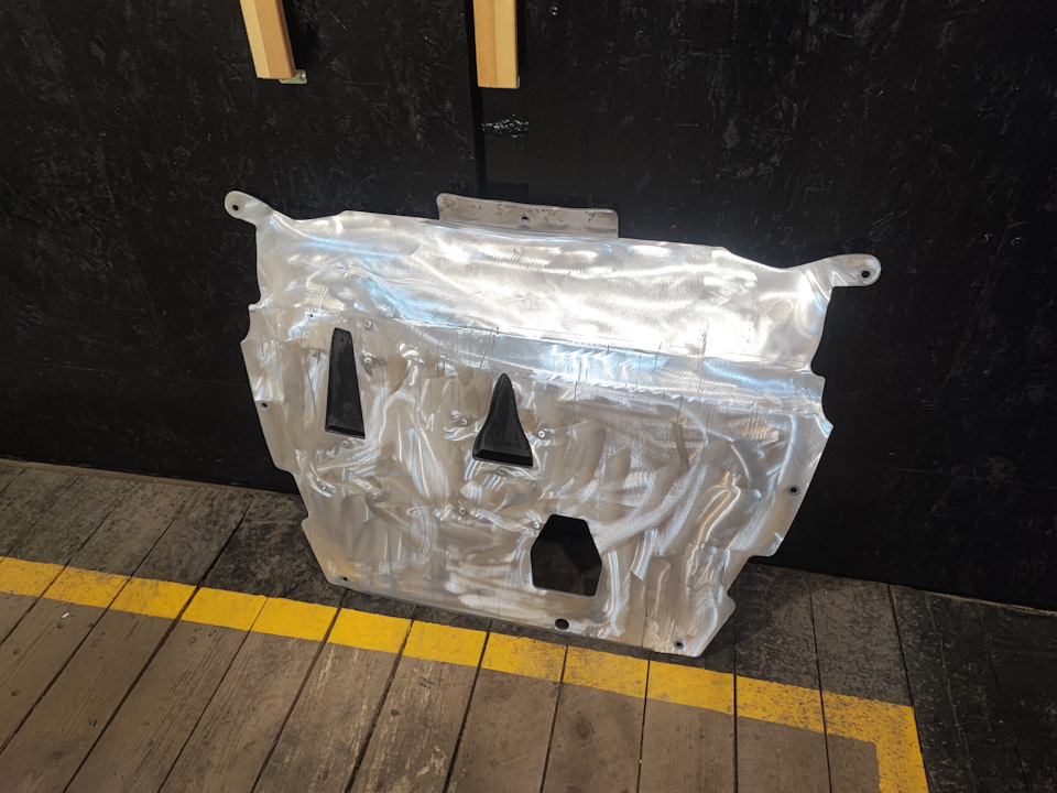 Защита картера двигателя 31316517 — Volvo XC60 (1G), 2,4 л, 2015 года ...