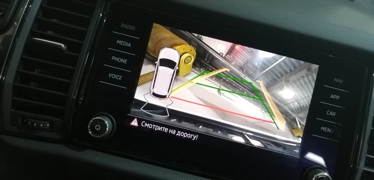 Skoda Kodiaq 2021 Мг. Установка камеры заднего вида и электропривода ...