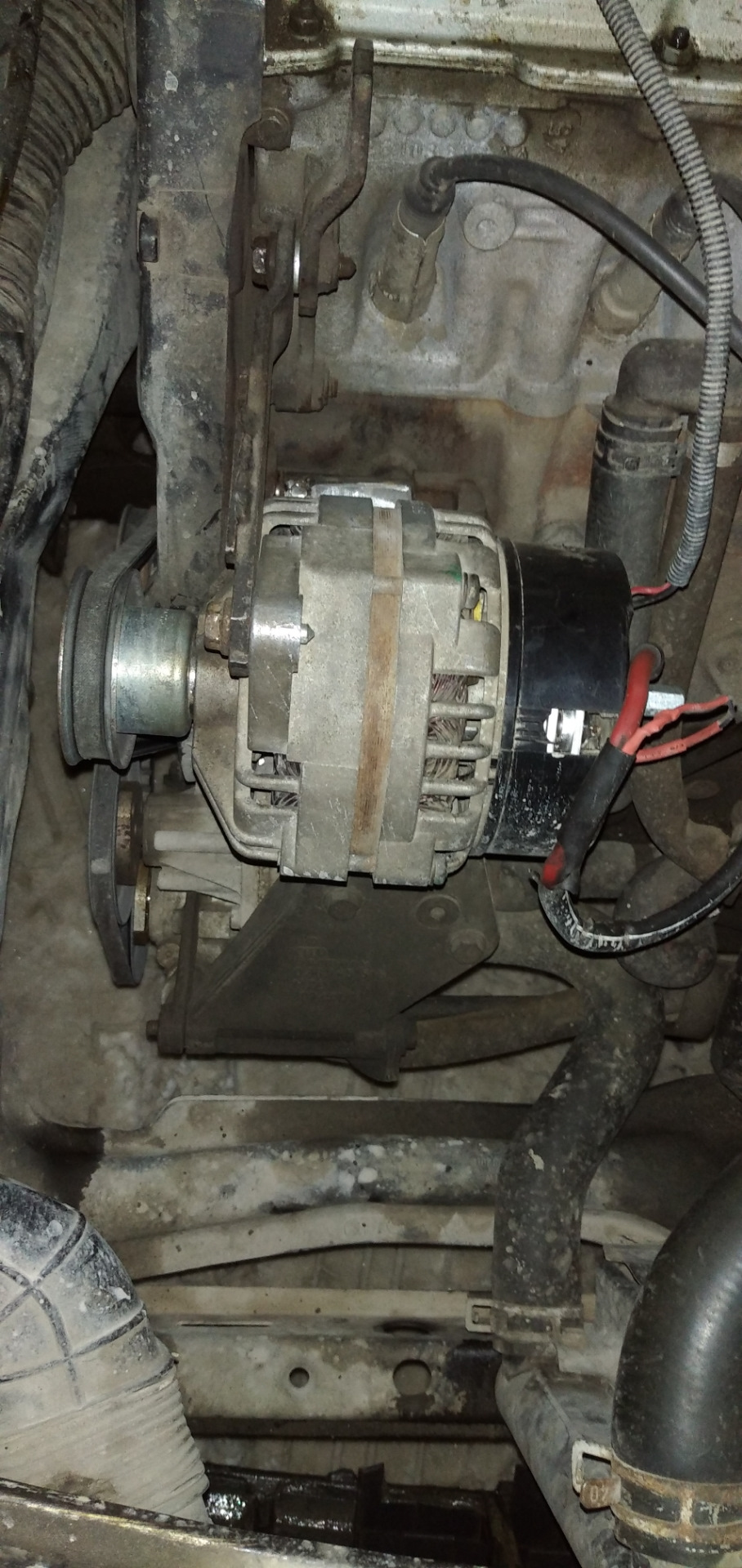 Установка генератора от Газэл — Volkswagen Passat Variant (B3), 1,8 л ...