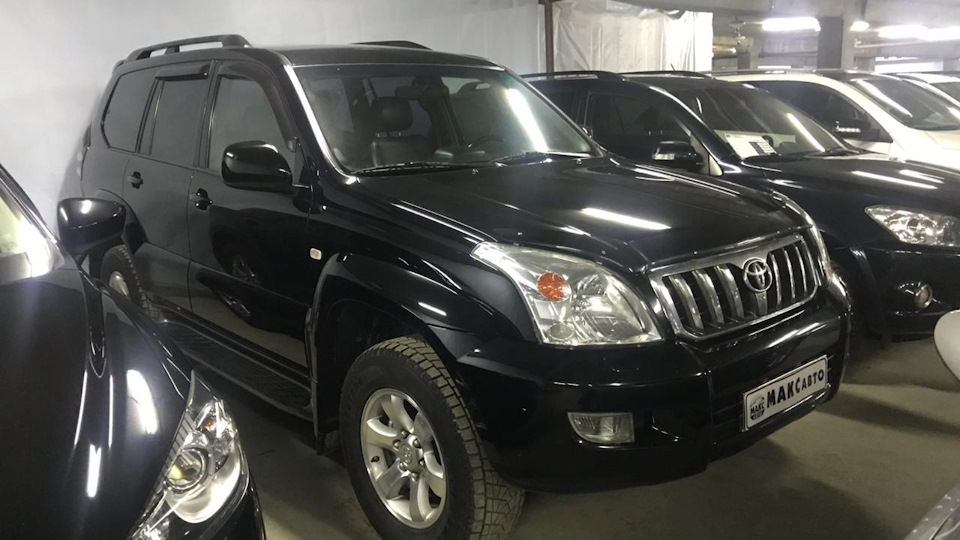 Сайлентблок на заднюю нижнюю продольную тягу — Toyota Land Cruiser ...