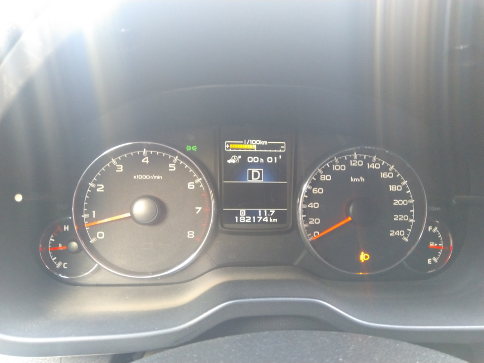 Заменил задний датчик положения кузова — Subaru Outback (BR), 2,5 л ...