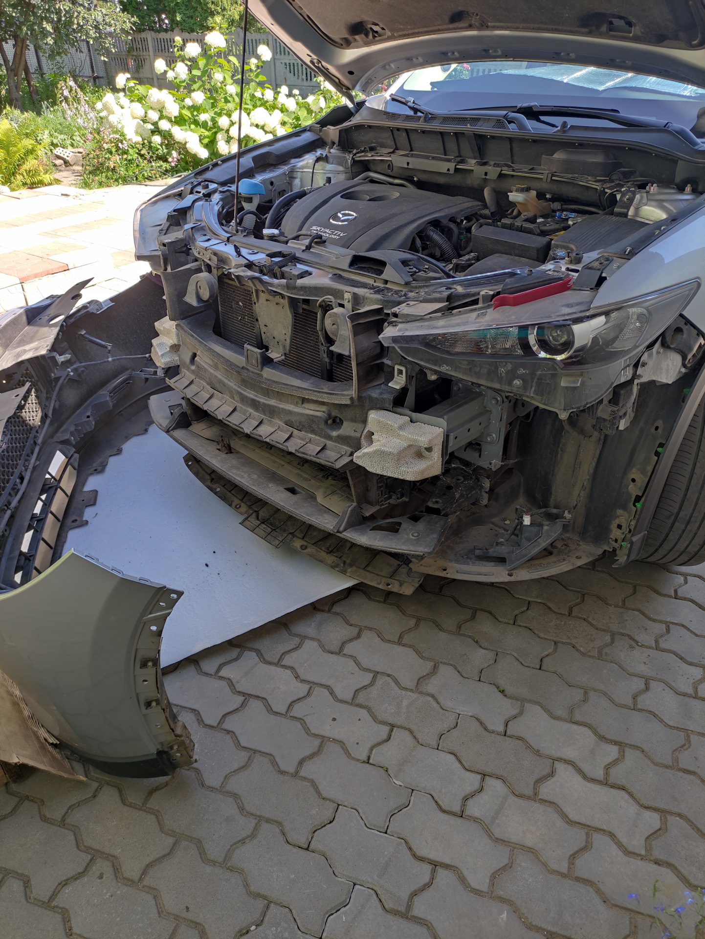 Установка передних ПТФ — Mazda CX-5 (2G), 2 л, 2018 года | своими ...