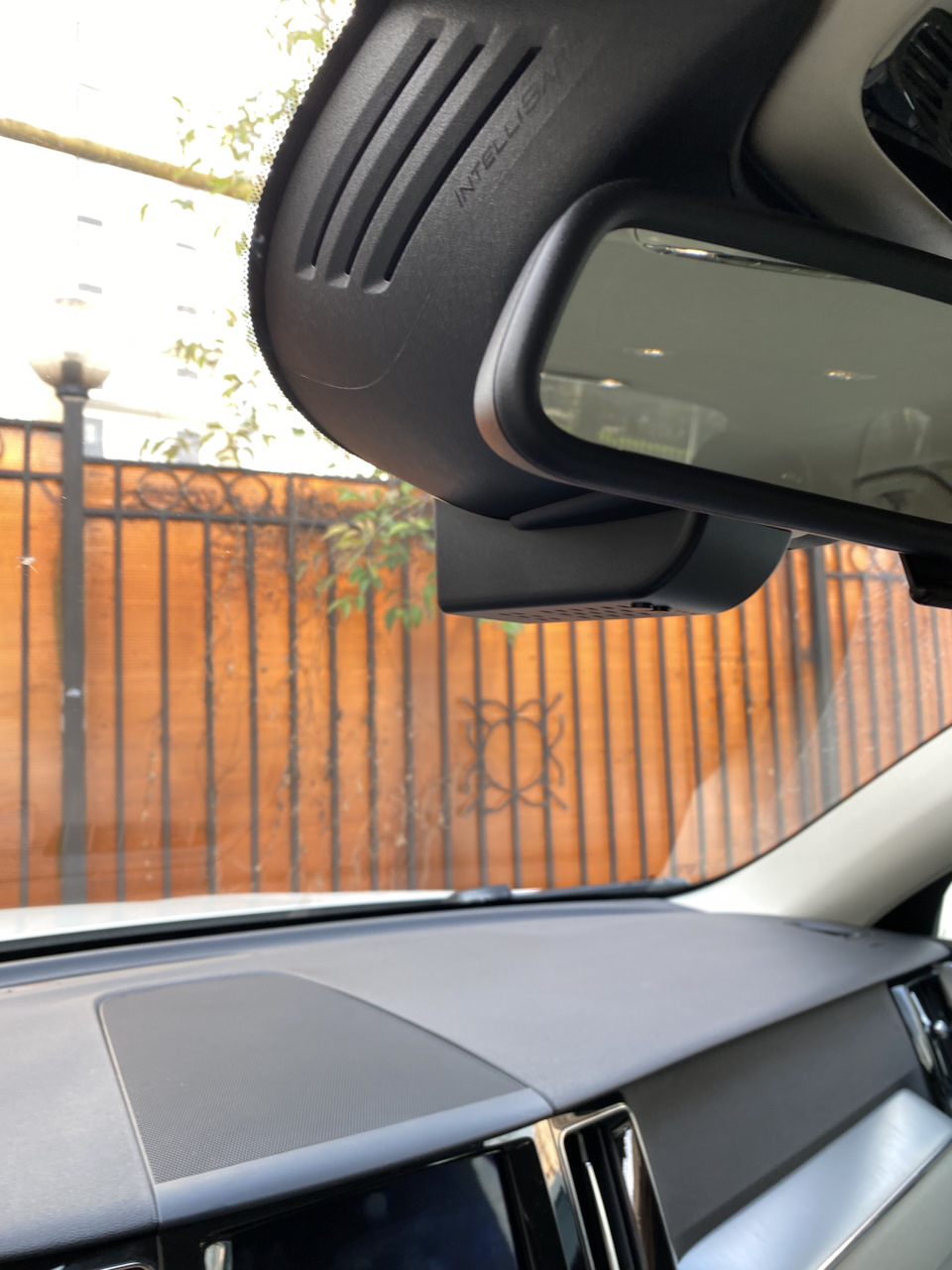 Видеорегистратор — Volvo XC60 (2G), 2 л, 2018 года | электроника | DRIVE2