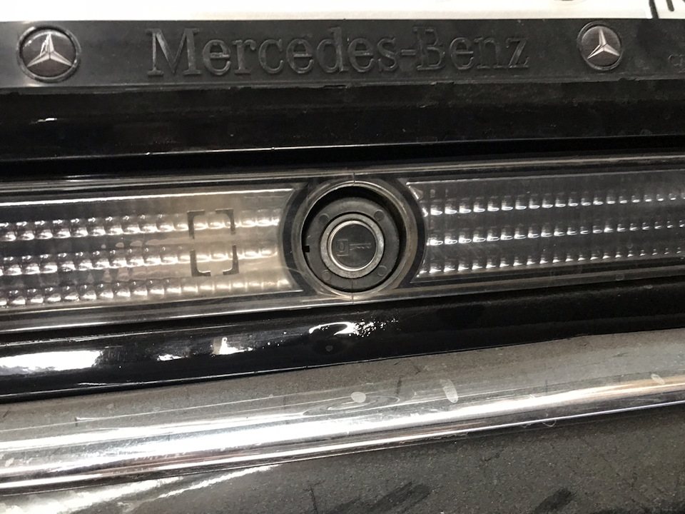 Хром на кольцо открывания багажника, и разбор полетов с компрессором ...