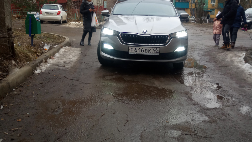 Микролифт бардачка — Skoda Rapid (2G), 1,6 л, 2021 года | аксессуары ...