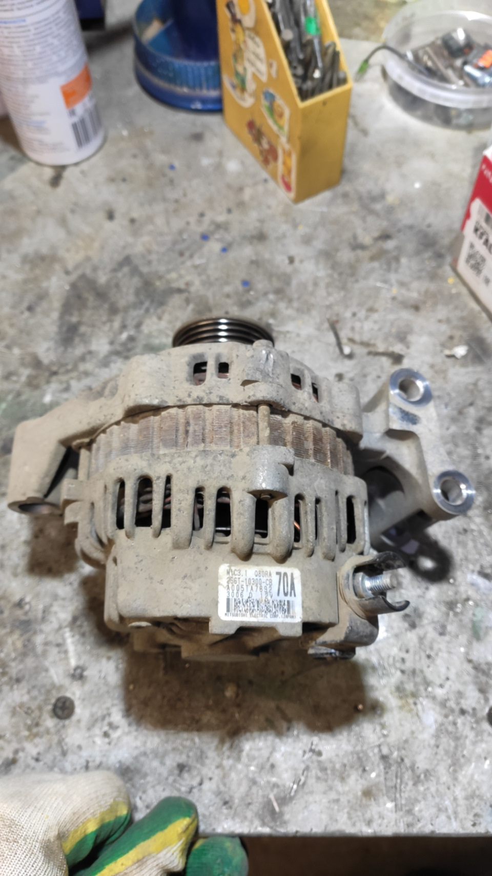 Замена подшипников генератора — Ford Fusion, 1,4 л, 2006 года | поломка ...
