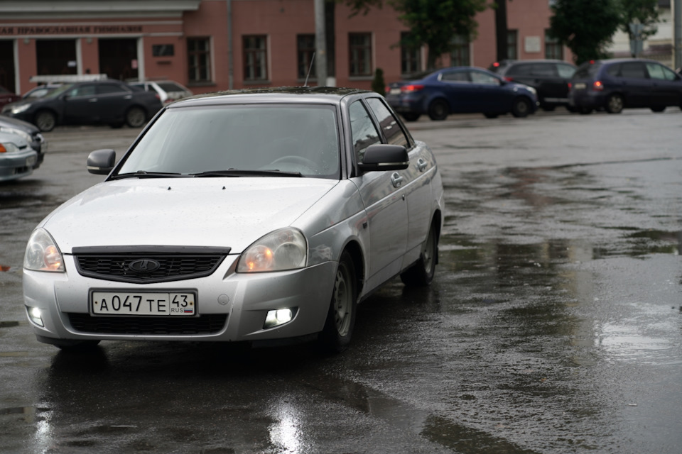 Просто фото — Lada Приора седан, 1,6 л, 2008 года | фотография | DRIVE2