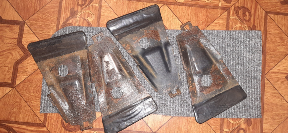 Удаление ржавчины с лап поперечин Fico Pro R53. — Mitsubishi Outlander ...