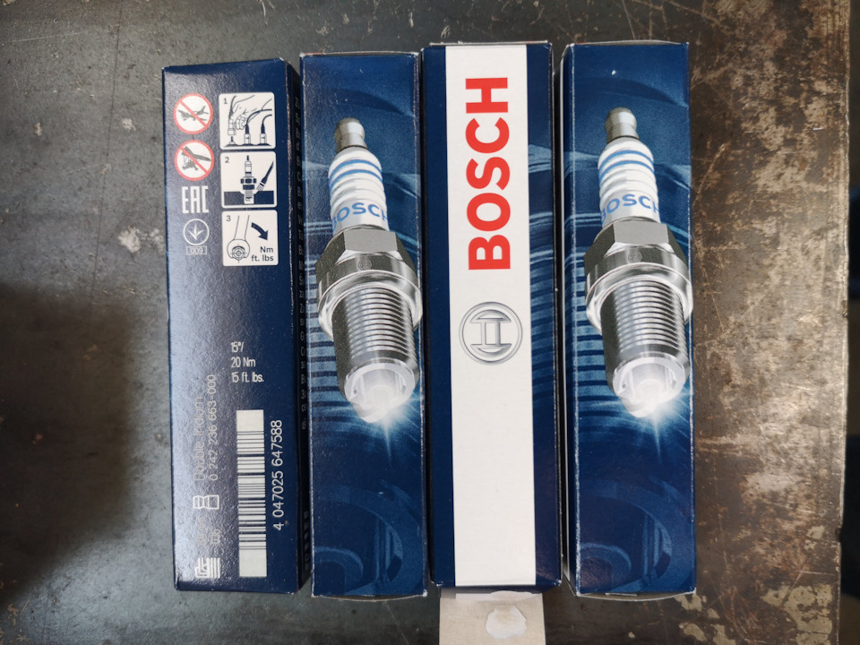 Масло, фильтр, свечи, диагностика + дозаправк кандера. — Ford Escape ...