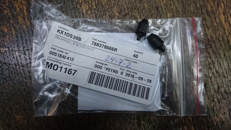 788378666R Буфер крышки люка наливной гор RENAULT | Запчасти на DRIVE2