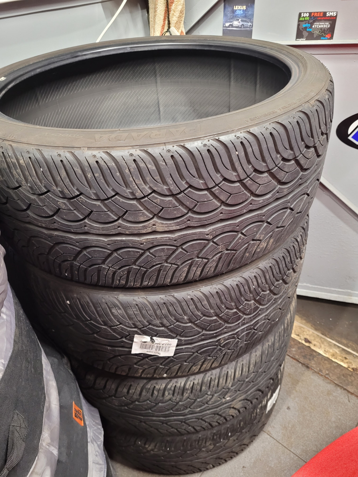 255/35 R22 Yokohama Parada Spec-X PA02 — Lexus RX (4G), 3,5 л, 2020 ...
