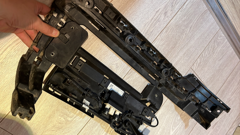 Тизер. Дооснащение штатной системой жестового открывания багажника ...