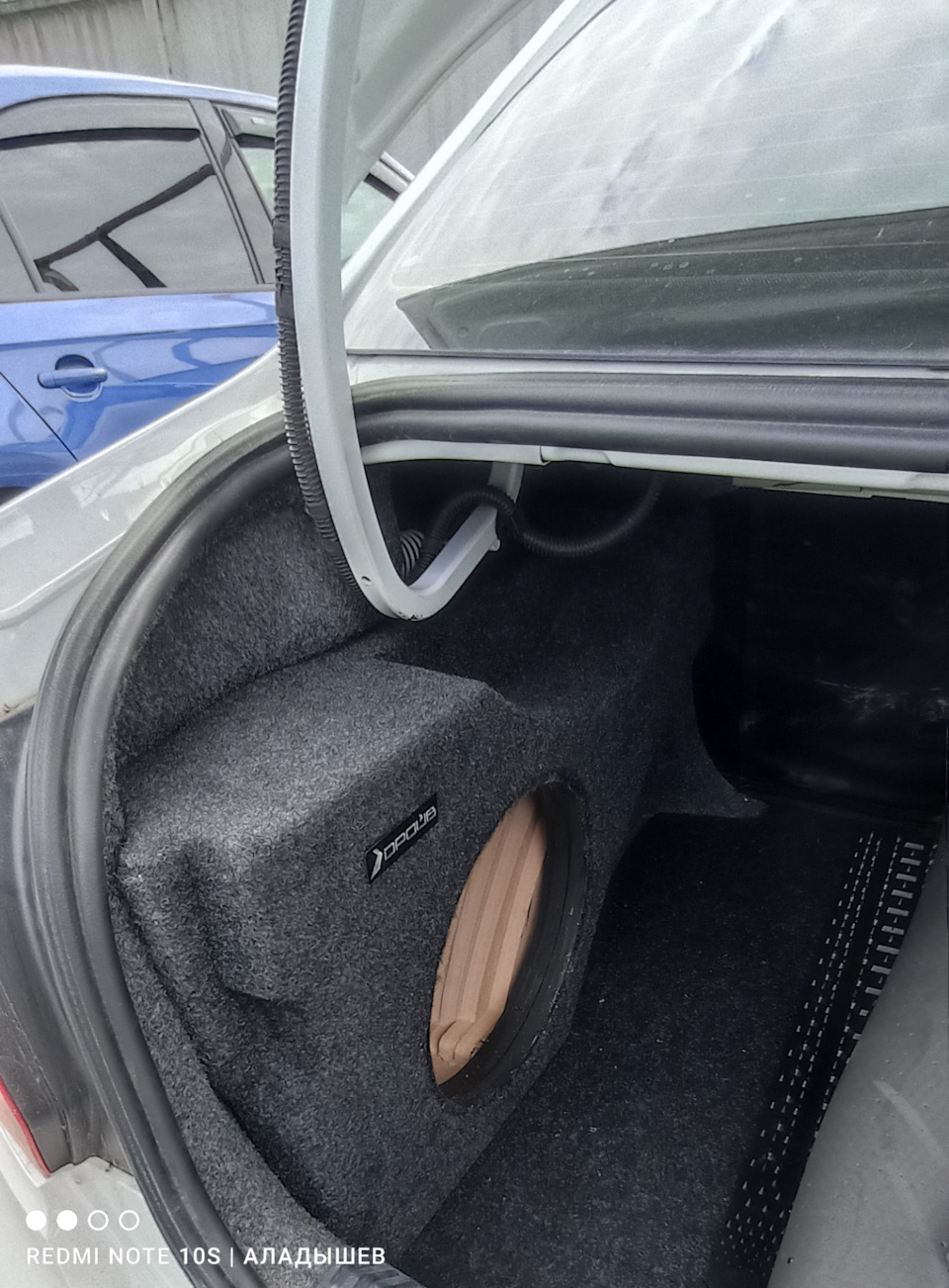 Короб стелс для Фольксваген Поло Седан от компании Драйв. Примерка ...