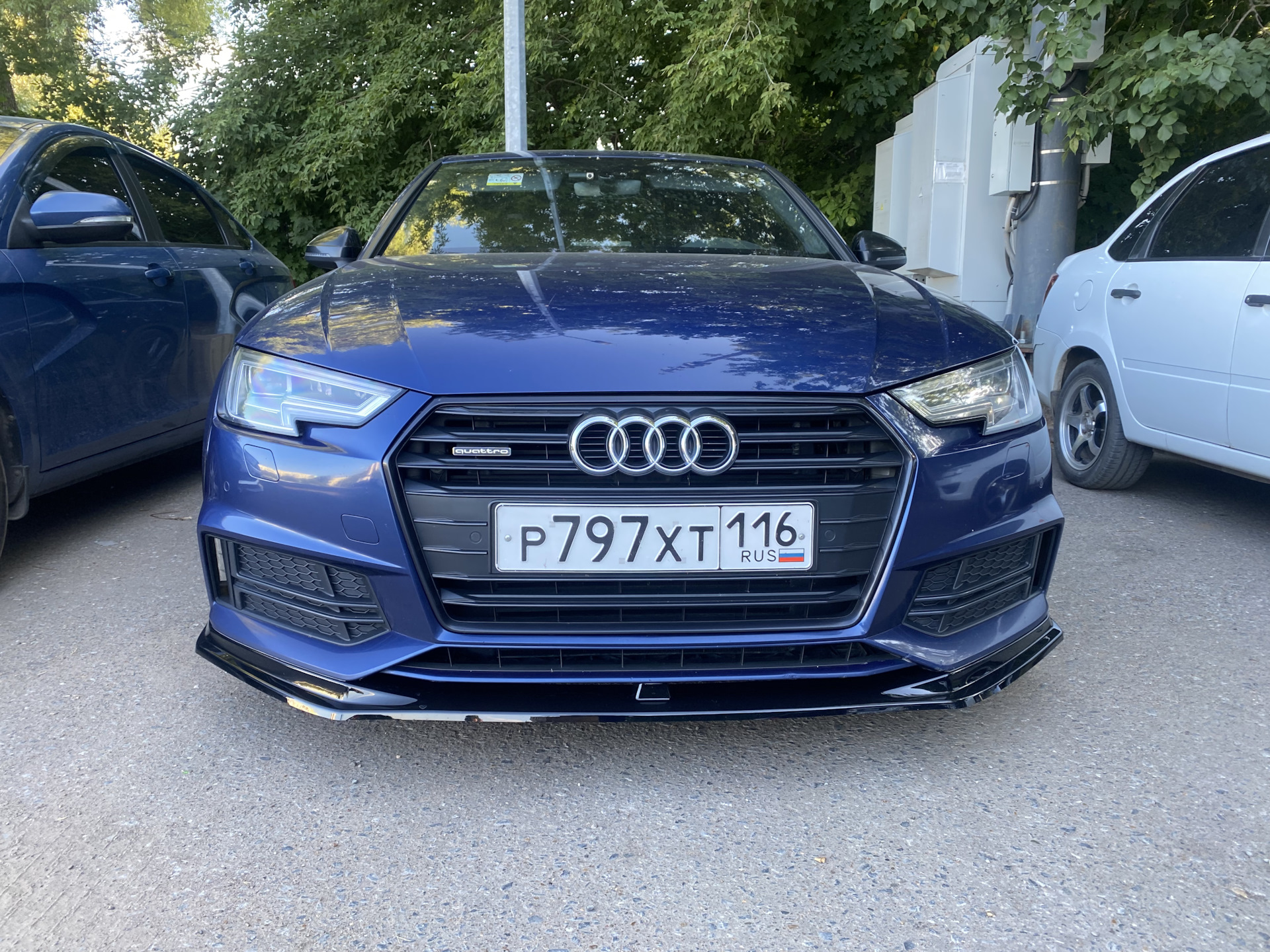 ECS Tuning Губа переднего бампера для Audi A4 B9 — Audi A4 (B9), 2 л, 2016 года | тюнинг | DRIVE2