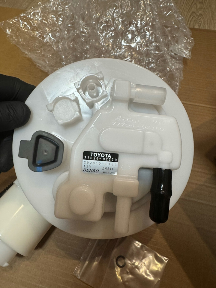 Топливный фильтр, насос с сеткой на Toyota Corolla (160). | 8 000 ₽ в ...