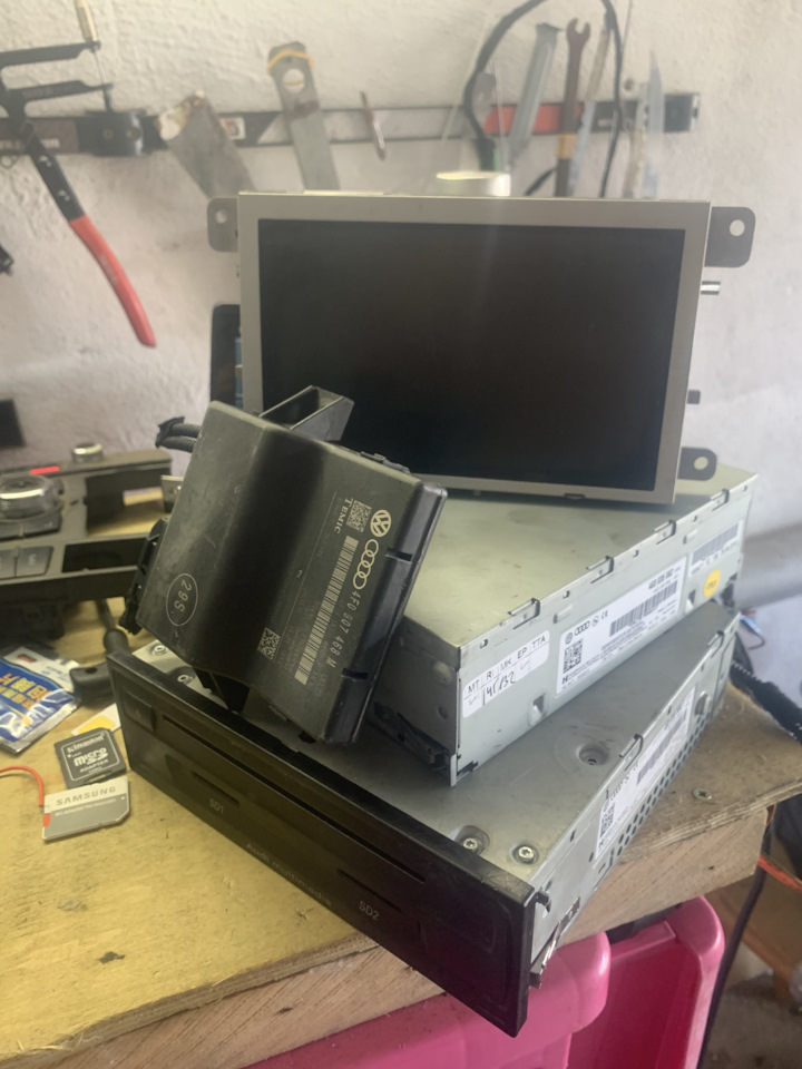 mmi 3g high комплект на Audi A6 Avant (C6), Audi A4 (B8), Audi A6 (C6), Audi A8 (D3), Audi Q7 ...