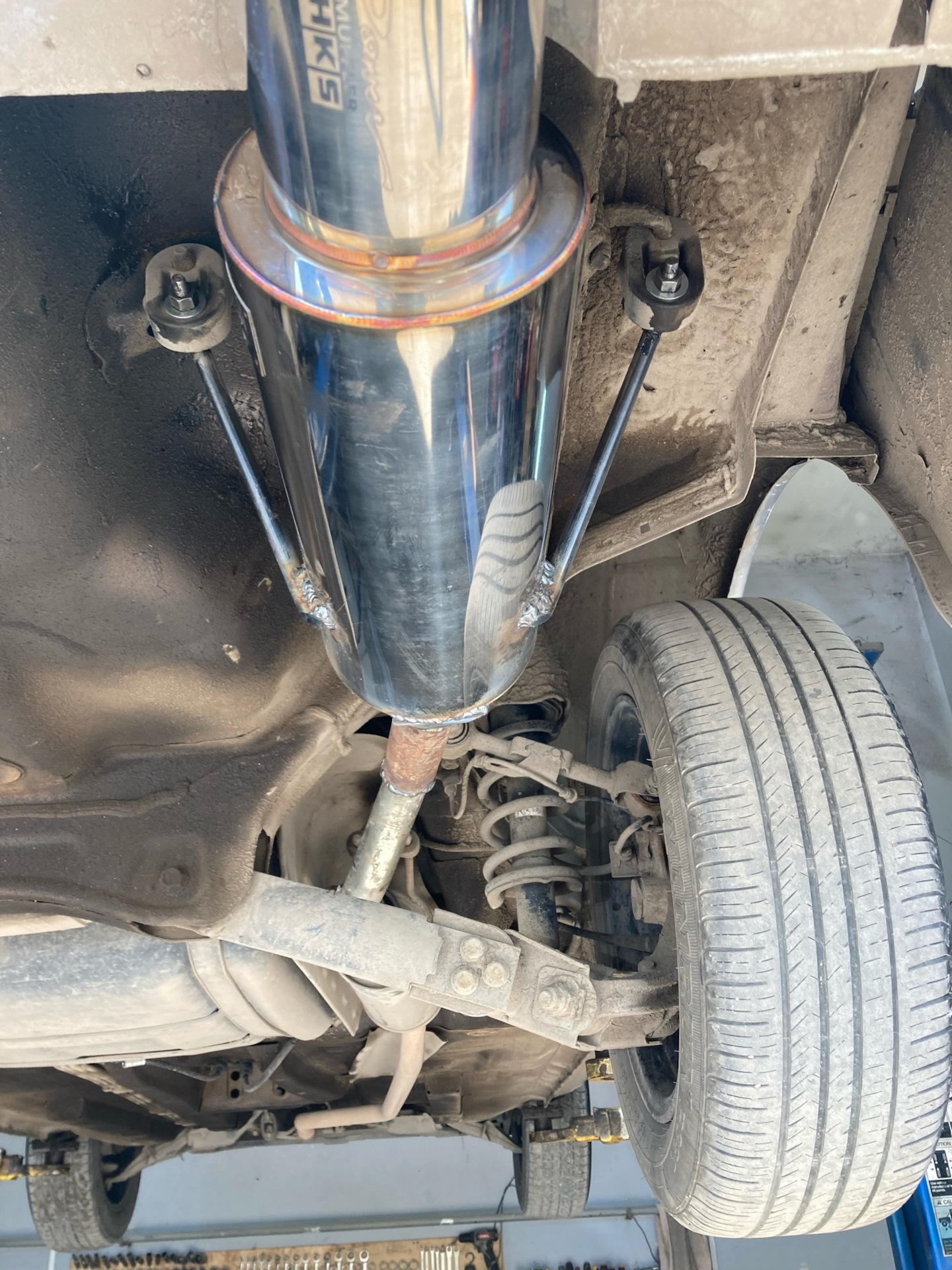 Прямоток HKS — Honda Civic (7G), 1,5 л, 2005 года | тюнинг | DRIVE2