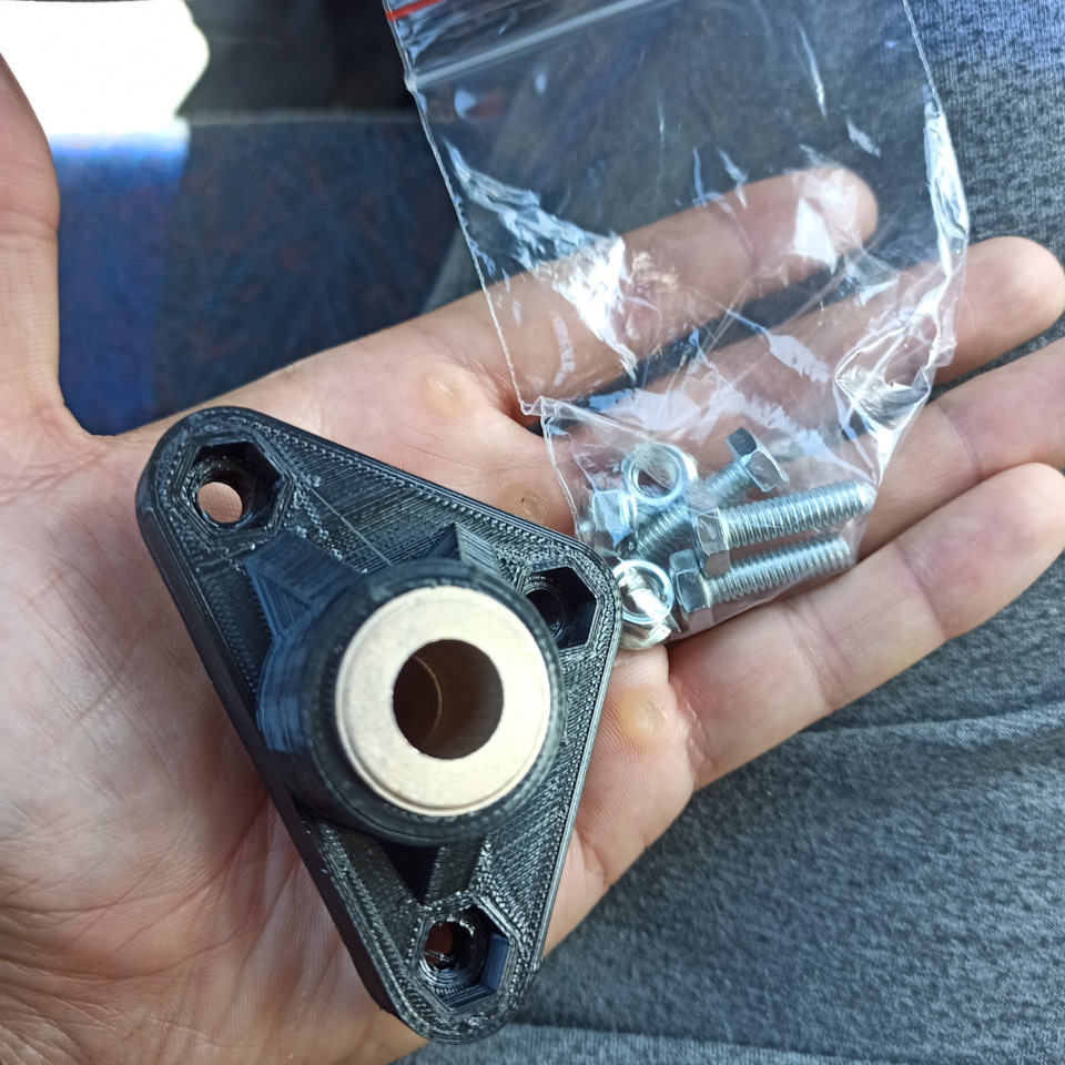 Замена креплений трапеции дворников — Nissan Primera (P11-144), 1,8 л ...