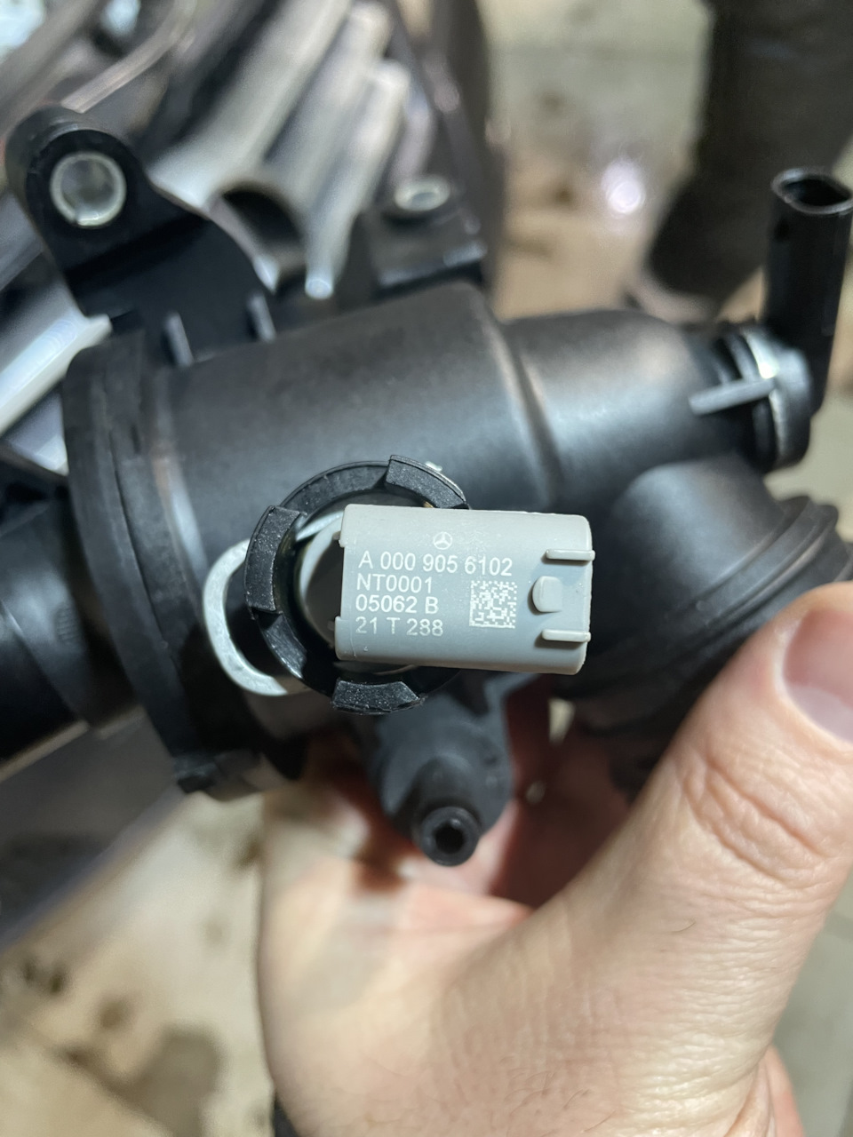 A0009056102 Датчик температуры охлаждающей жидкости Mercedes | Запчасти ...