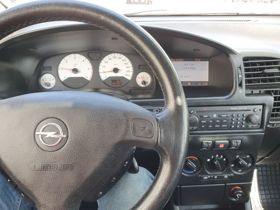 Лампочка в приборке — Opel Zafira A, 2 л, 2002 года | электроника | DRIVE2