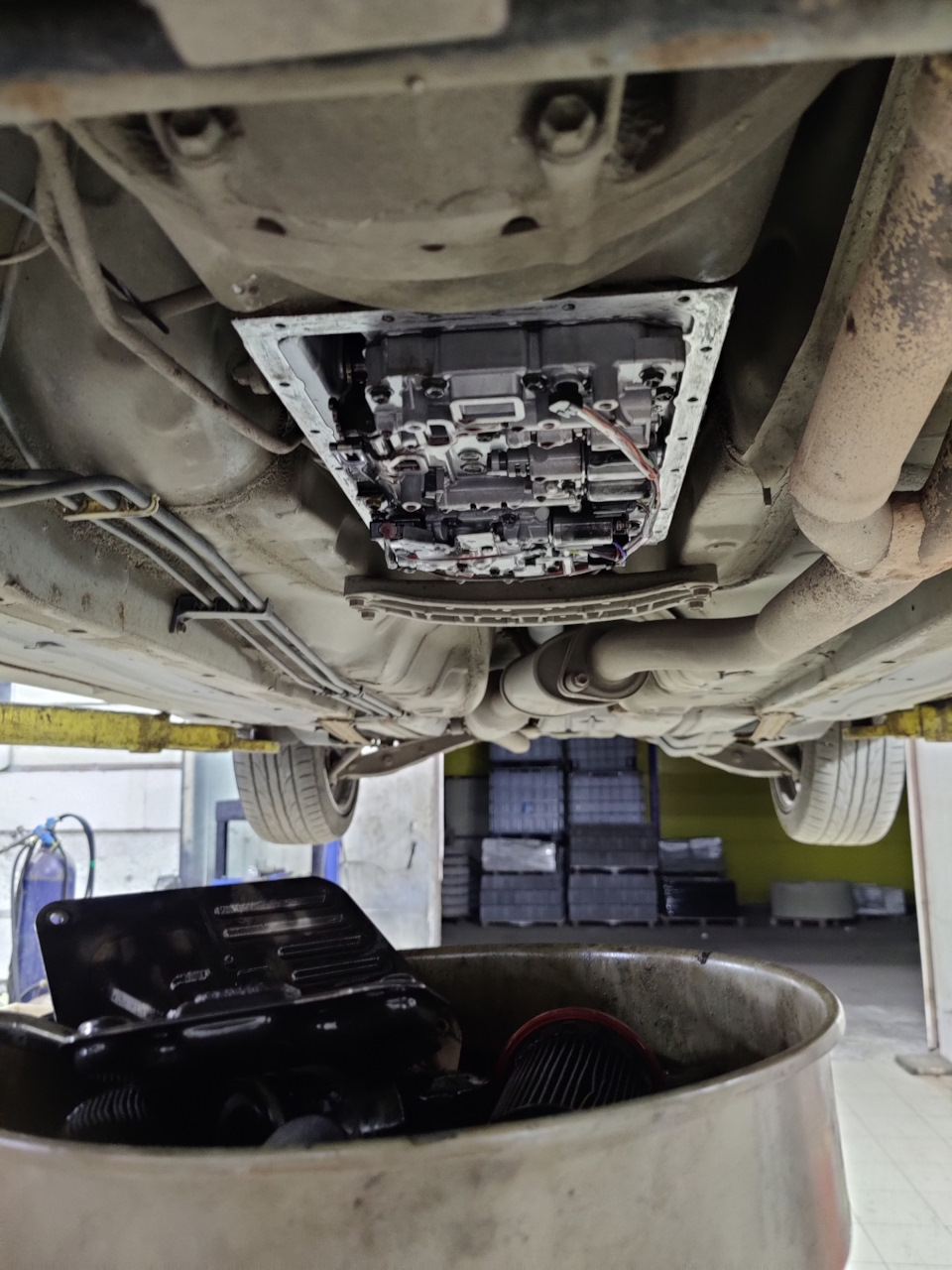 Замена масла в АКПП и в ДВС — Toyota Altezza, 2 л, 2001 года | своими ...