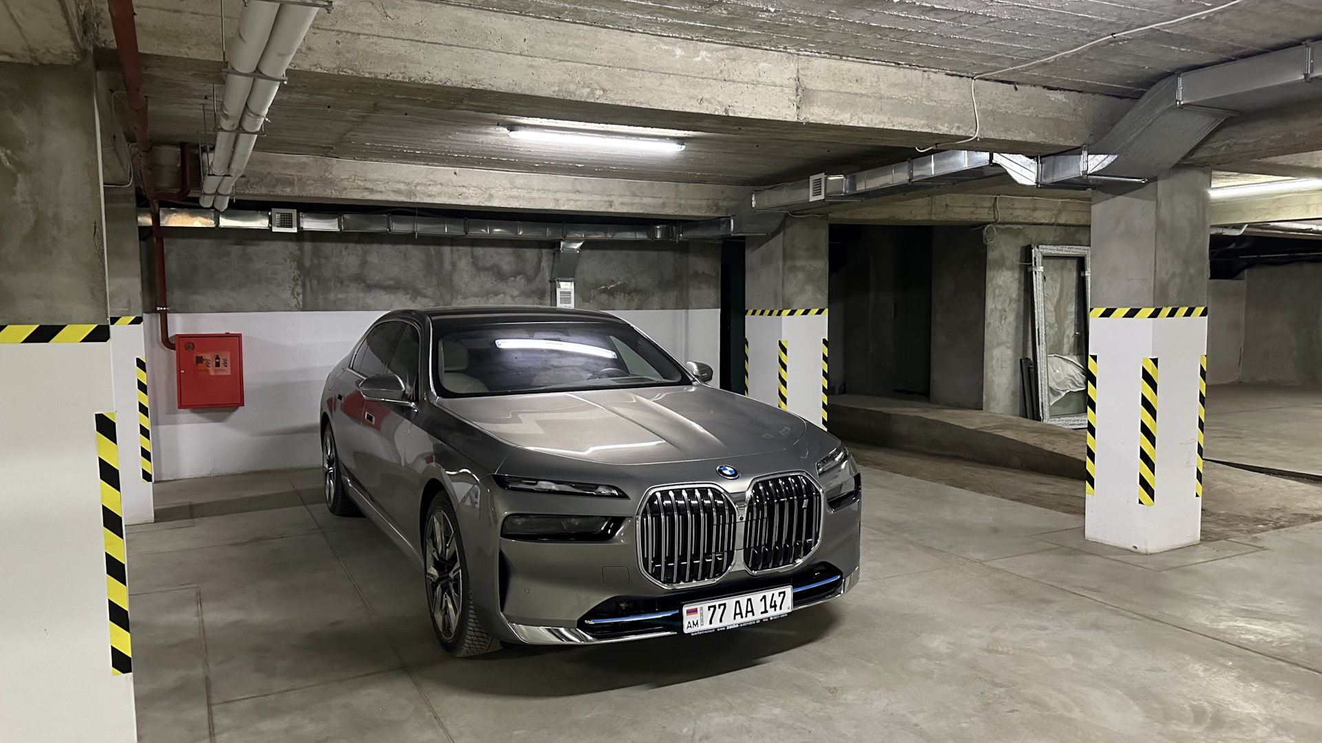 BMW i7 (G70) электрический 2023 | на DRIVE2