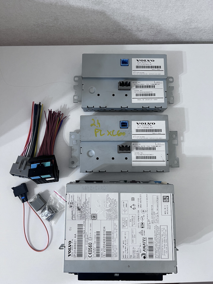 Комплект IHU рестайлинговой мультимедии с разъемами на Volvo S60 (2G ...