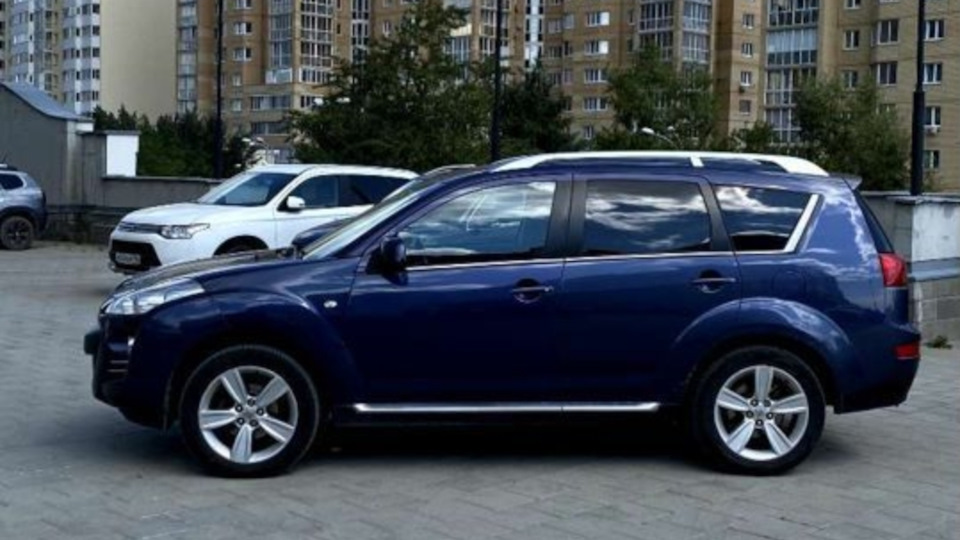 Peugeot 4007 2.4 бензиновый 2008 | на DRIVE2
