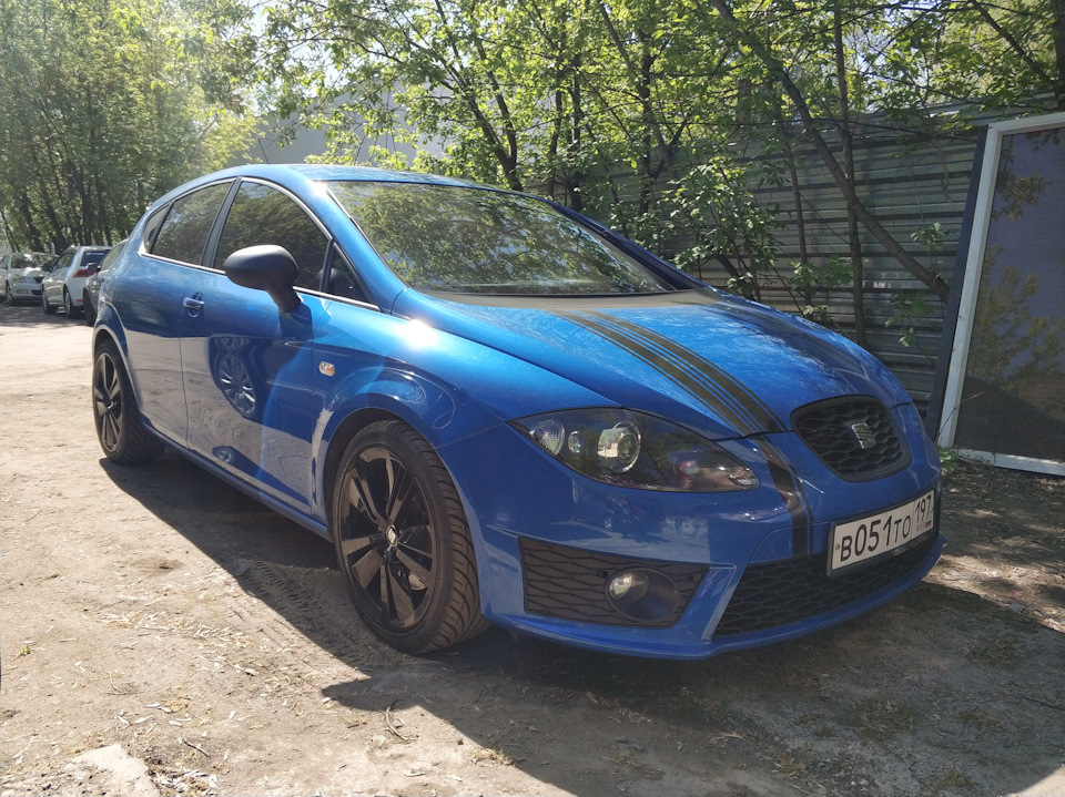Просто фото — SEAT Leon FR (Mk2), 2 л, 2012 года | фотография | DRIVE2