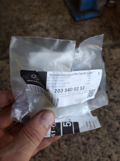 A2035400253 Втулка направляющая акпп Mercedes | Запчасти на DRIVE2