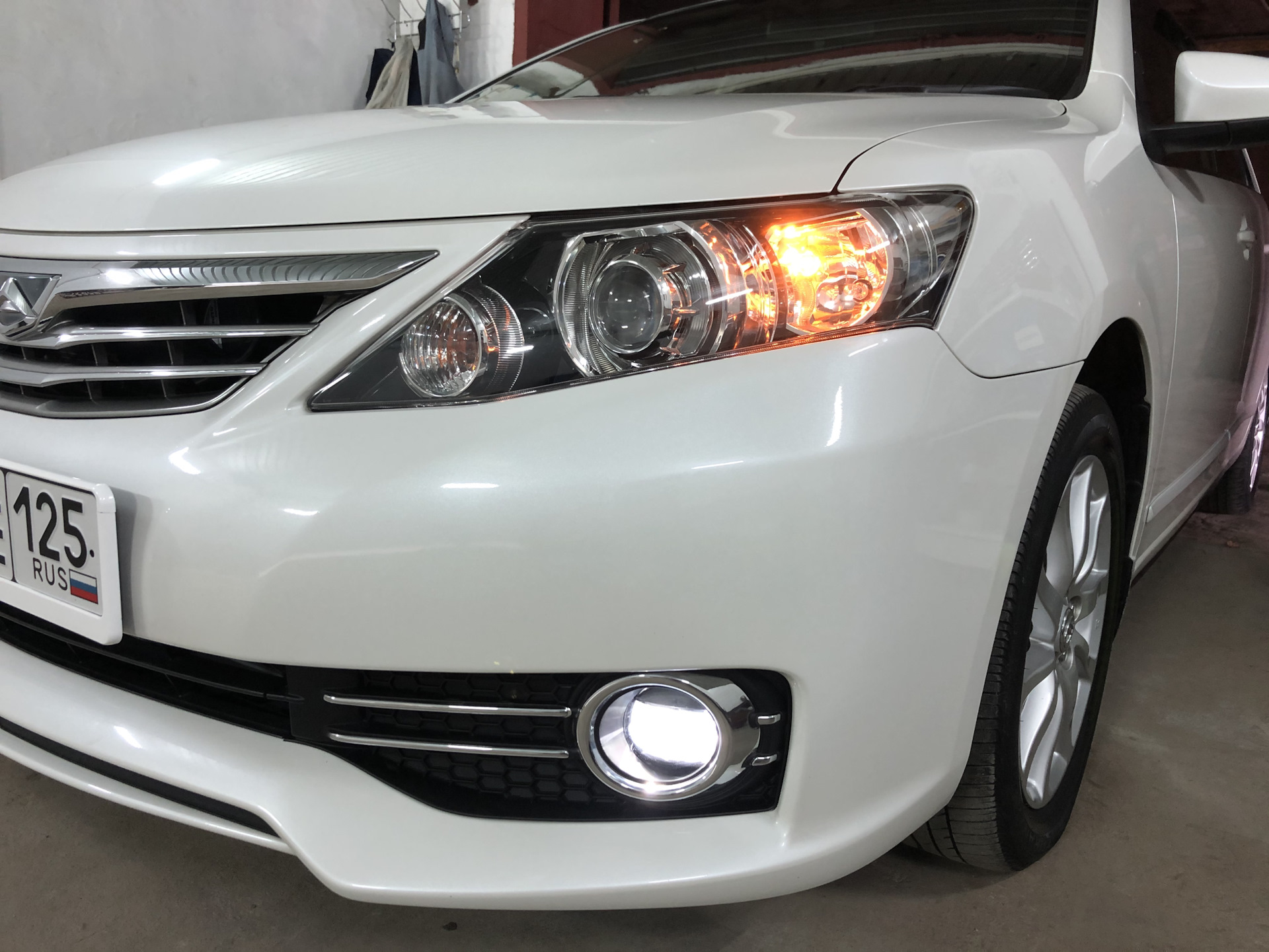 LED и накладки на туманки — Toyota Allion (T260), 2 л., 2015 года ...