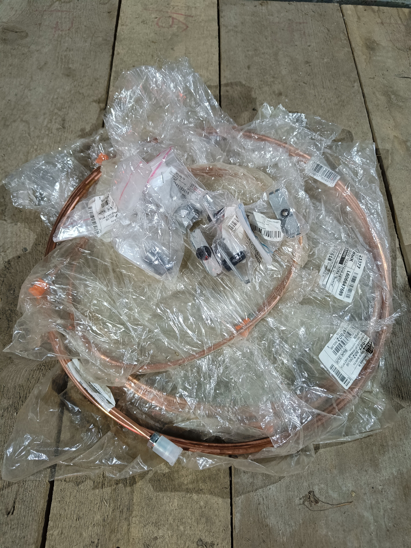 #Продано комплект для замены задних тормозных трубок е46 touring — BMW ...