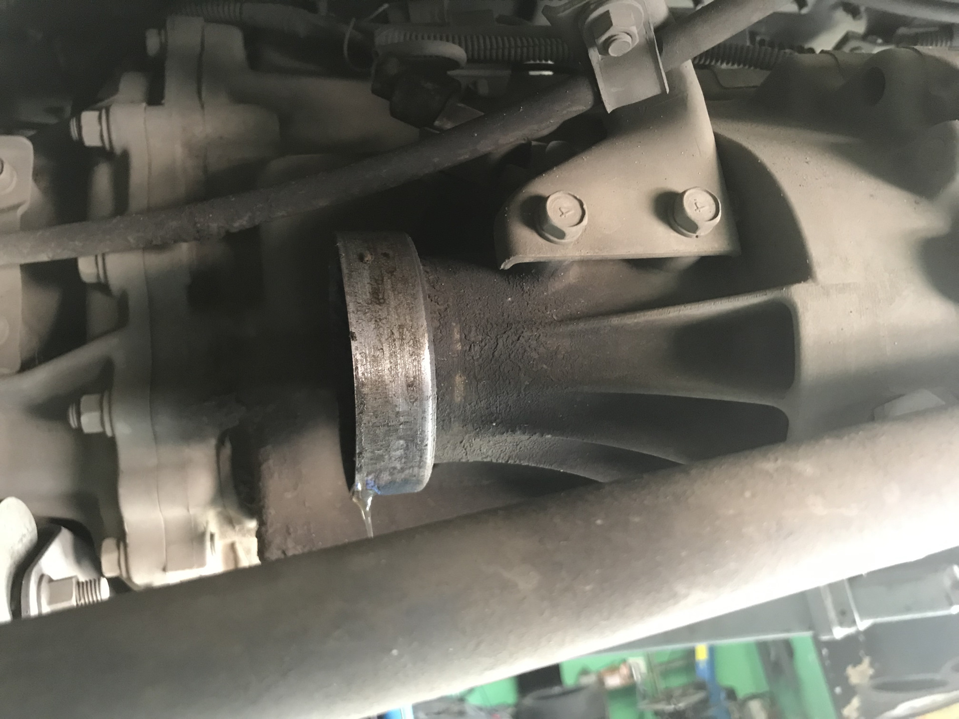 Проезд мимо сервиса ) — Mitsubishi Pajero (2G), 2,8 л, 1997 года ...