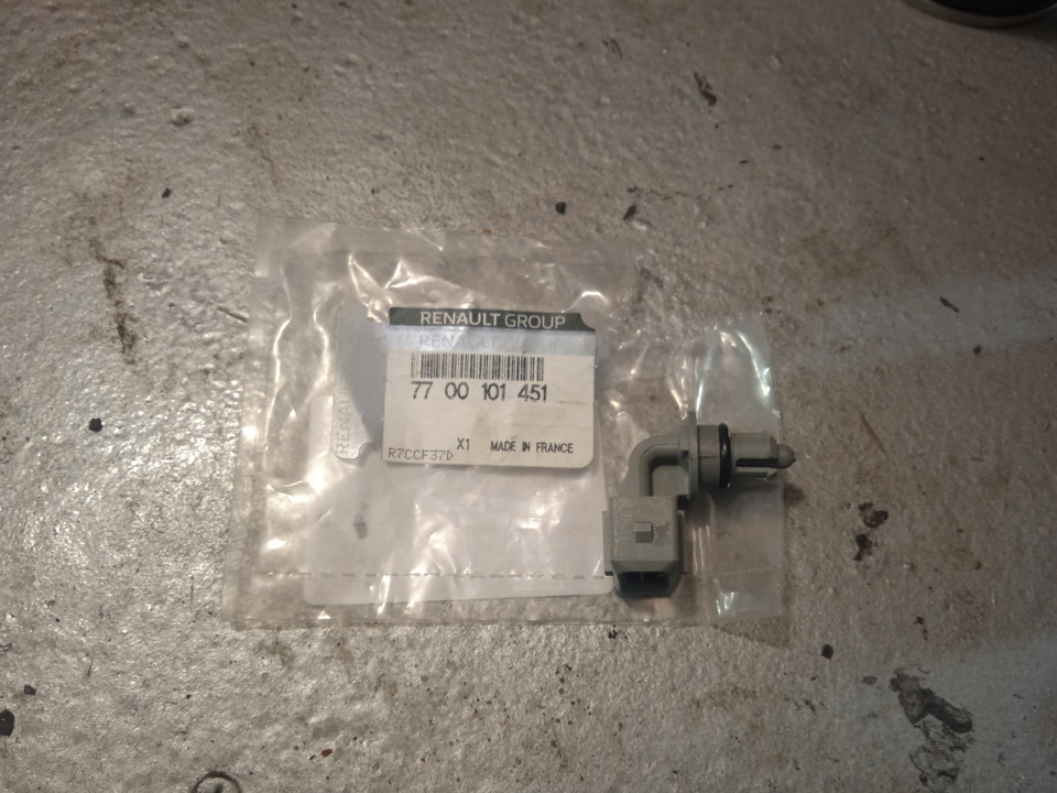 Датчик температуры впускаемого воздуха — Renault Clio III, 1,4 л, 2007 ...