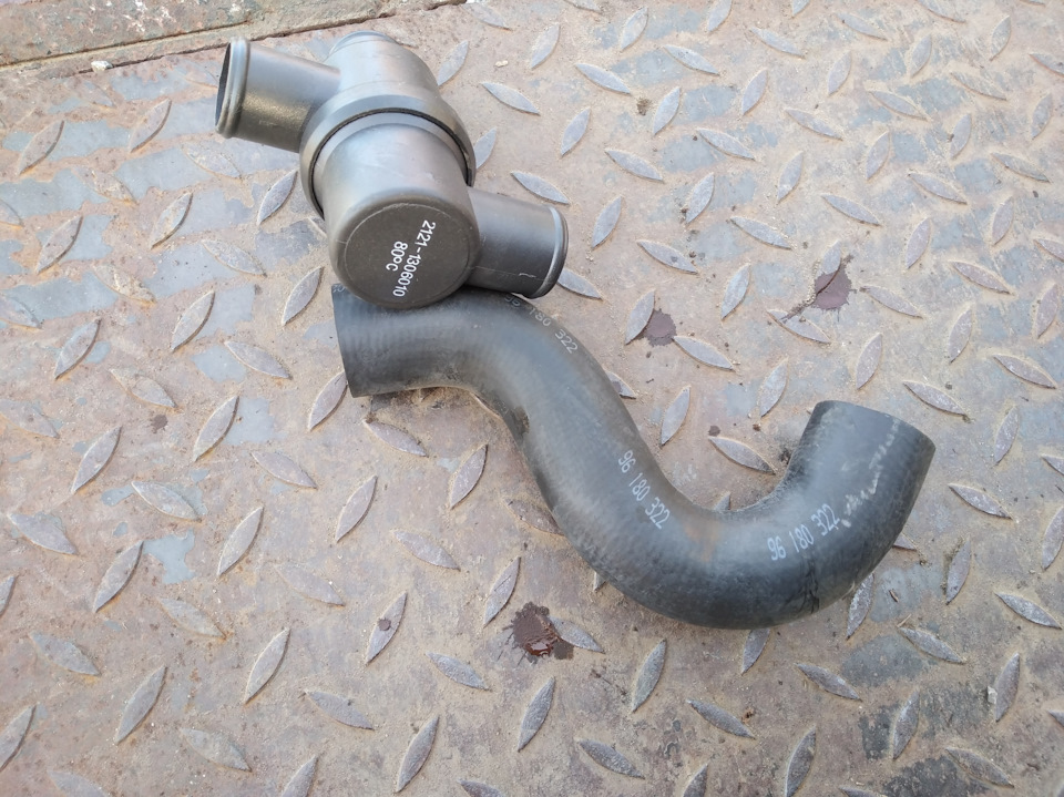 96180322 Шланг радиатора, верхний GM | Запчасти на DRIVE2