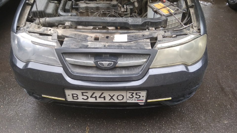 Замена левой фары — Daewoo Nexia (N150), 1,5 л, 2012 года | электроника ...