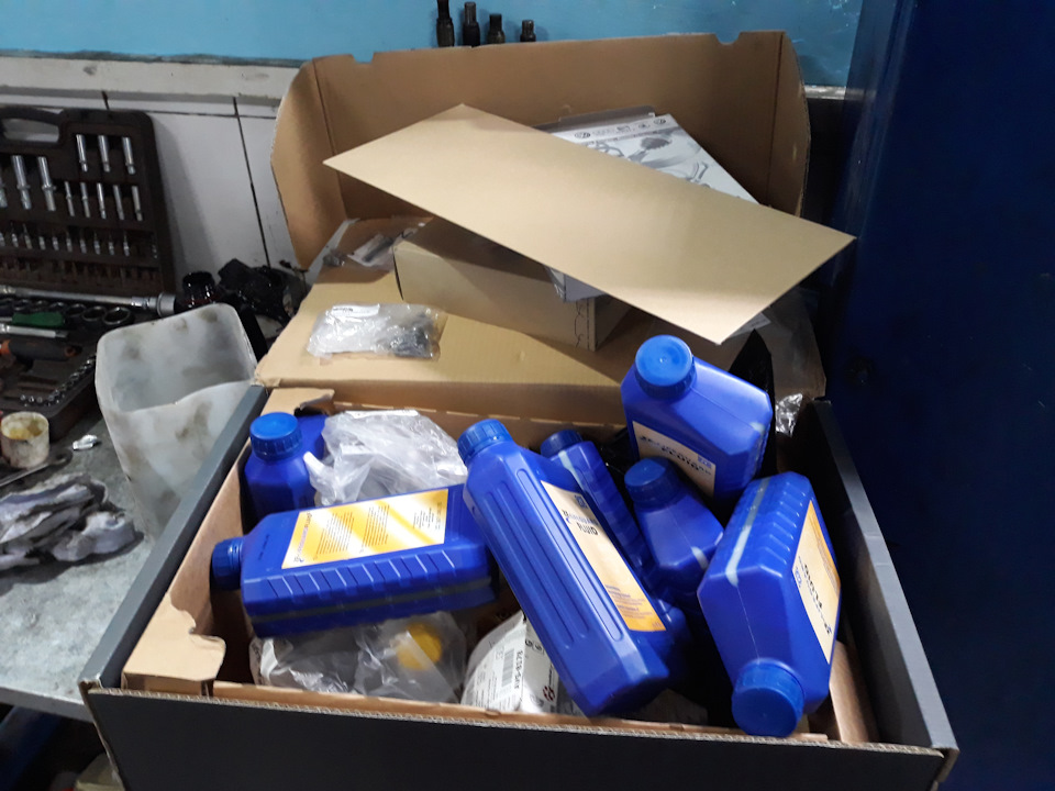 WHT000747 Болт VAG | Запчасти на DRIVE2