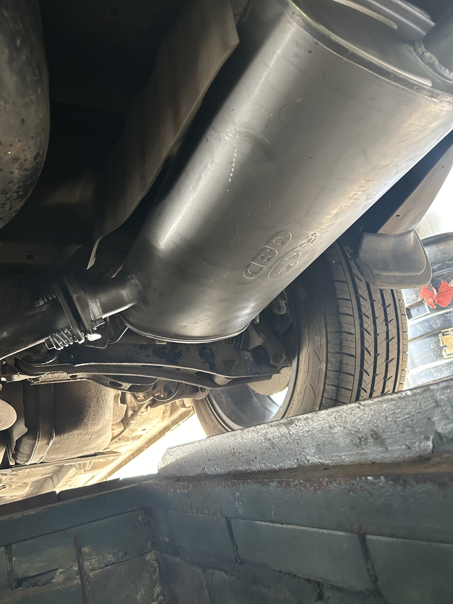 Замена глушителя, CBD рулит. — Citroen C-Crosser, 2 л, 2011 года ...