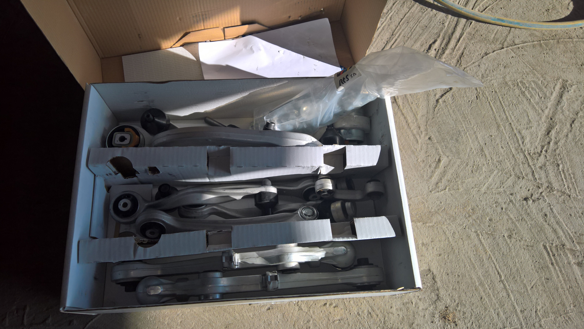 Замена рычагов передней подвески. Было Hde стало Rts. Результат МОМЕНТАЛЬНЫЙ. — Audi A6 Avant ...