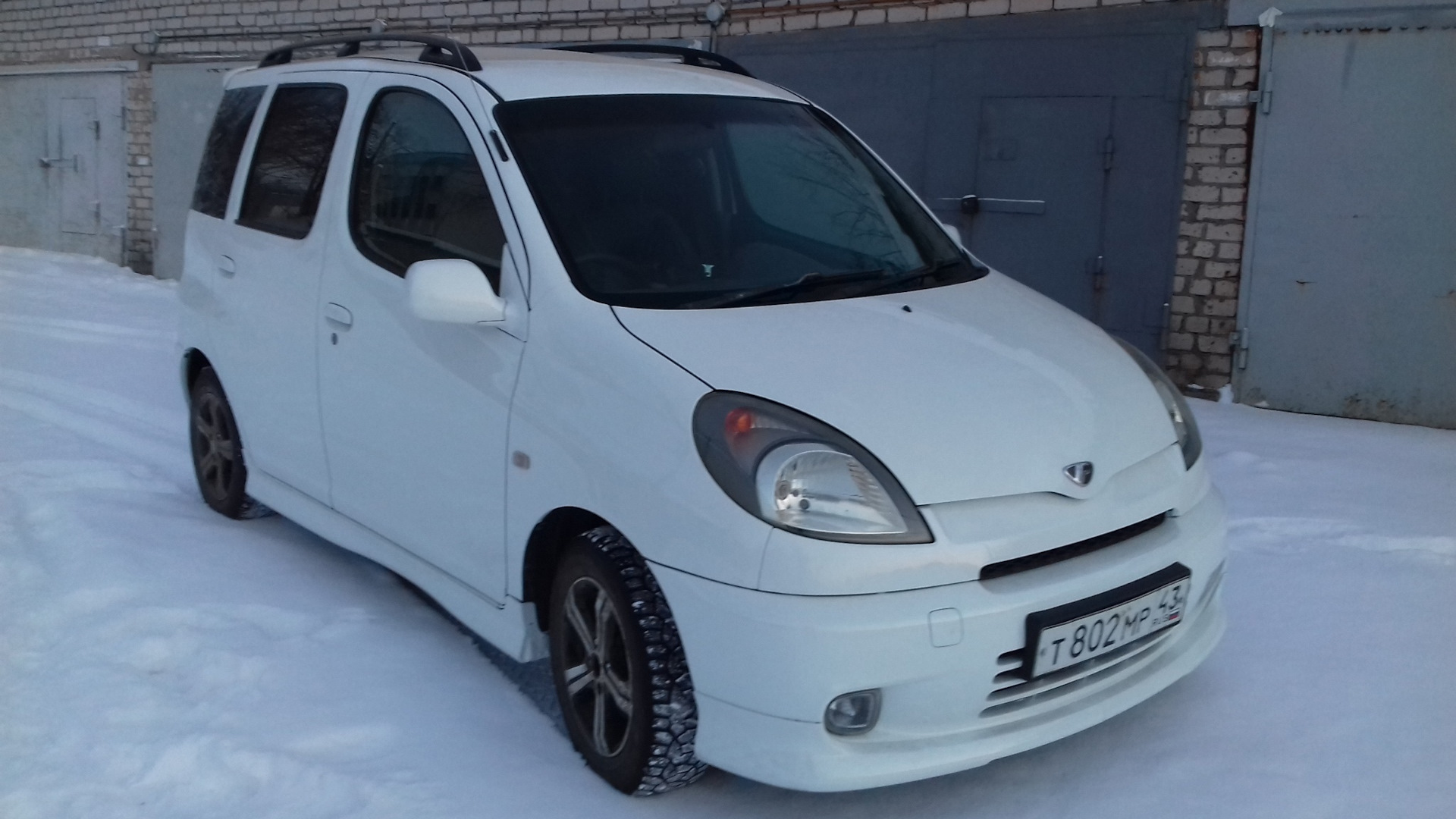 Toyota Funcargo 1.3 бензиновый 2000 | на DRIVE2