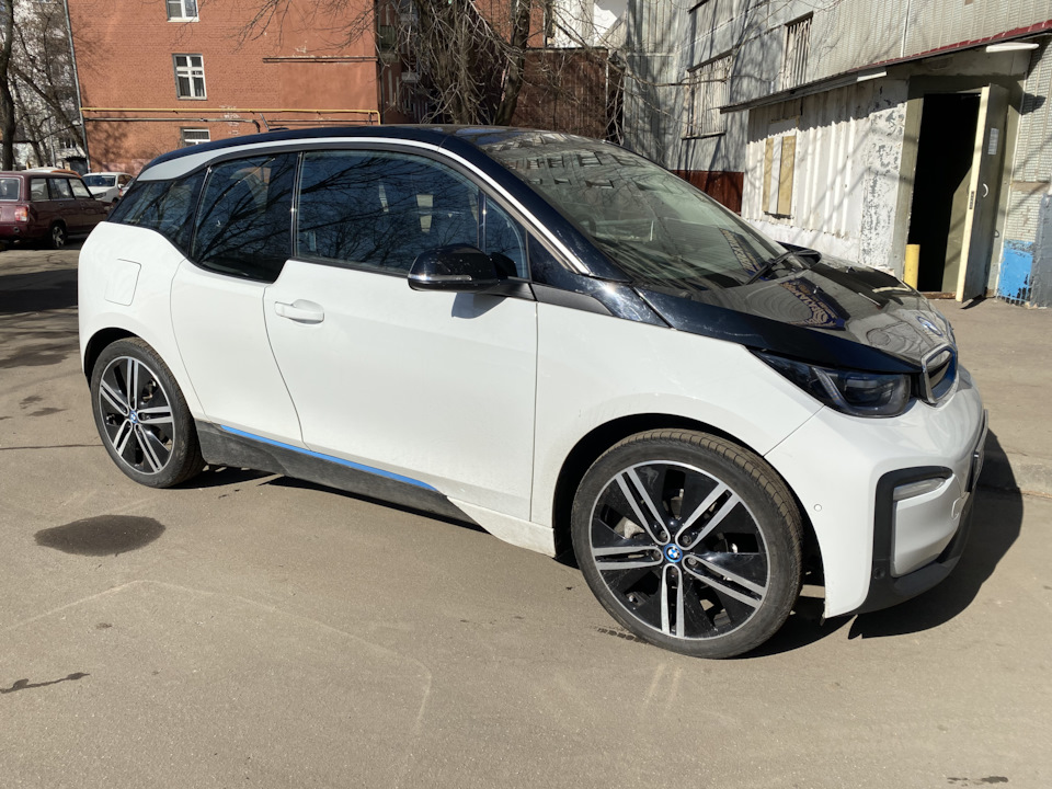 Ну что, вид машины сильно изменился. — BMW i3, 2019 года | шины | DRIVE2