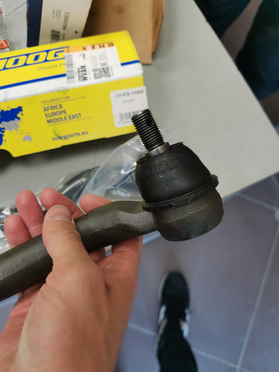 ES800594 Наконечник рулевой наружний левый MOOG | Запчасти на DRIVE2