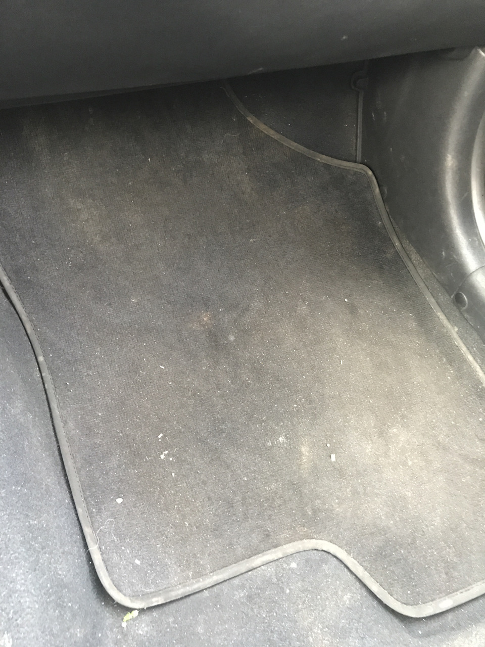 Коврики в салон — Hyundai Getz, 1,4 л, 2008 года | аксессуары | DRIVE2